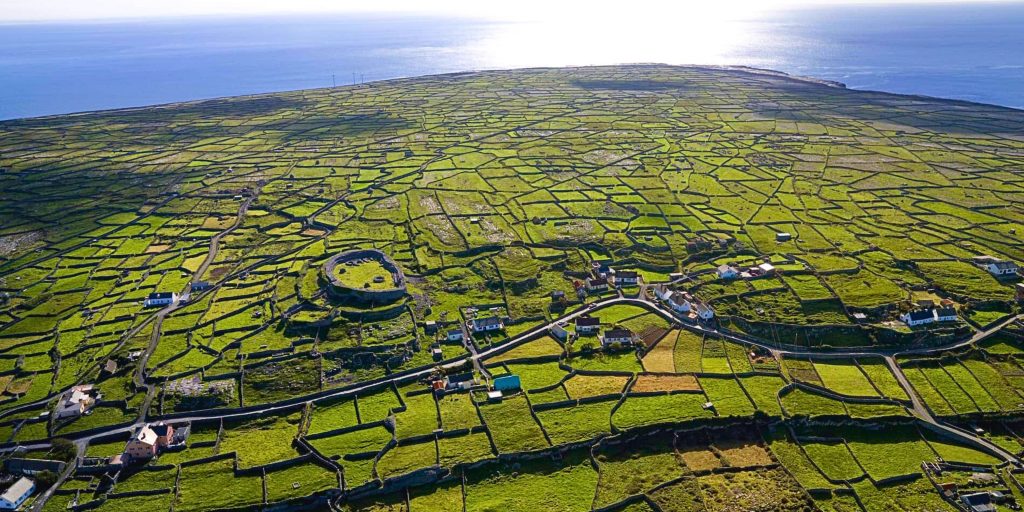 The Growing Trend of Aran Knitwear: What's Behind this Cultural Phenomenon?